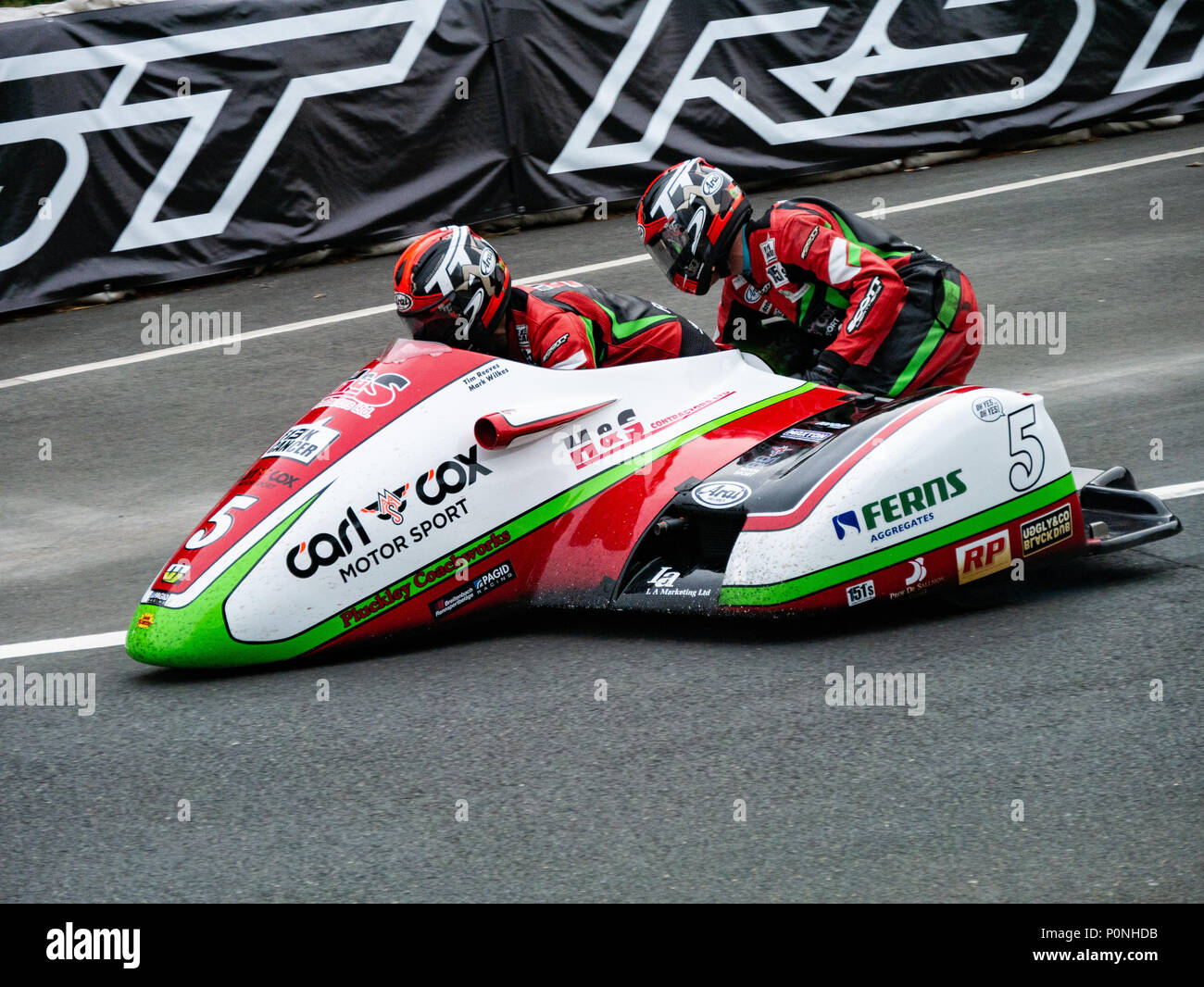 Number 5, Tim Reeves / Mark Wilkes, sidecar rider and passenger, Isle ...