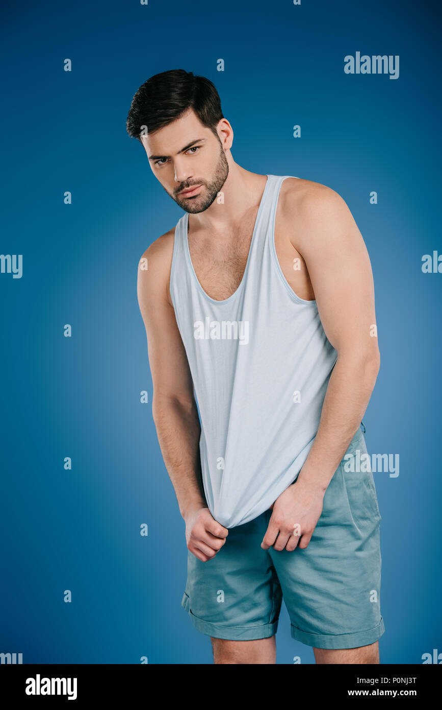 Man in singlet hi-res stock photography and images - Alamy