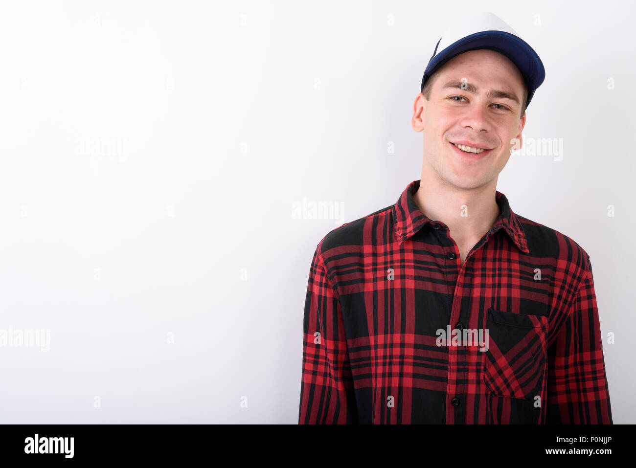 Man wearing red baseball cap hi-res stock photography and images - Alamy