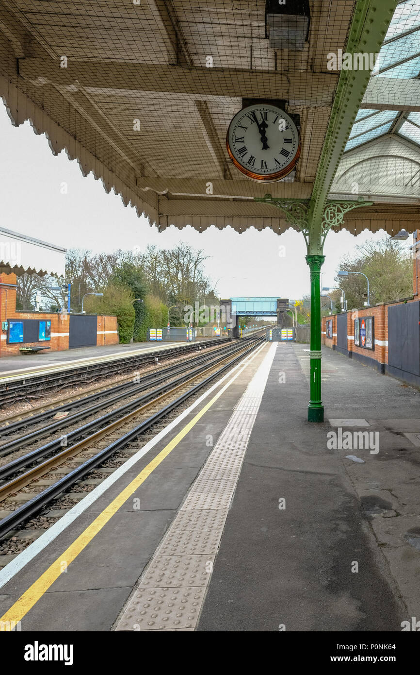 Ilford station, essex hi-res stock photography and images - Alamy