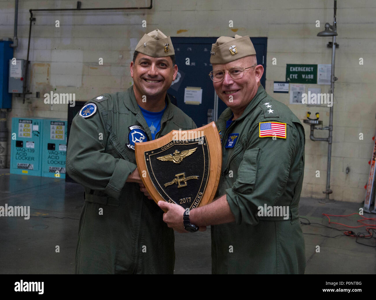 Battle efficiency award hi-res stock photography and images - Alamy