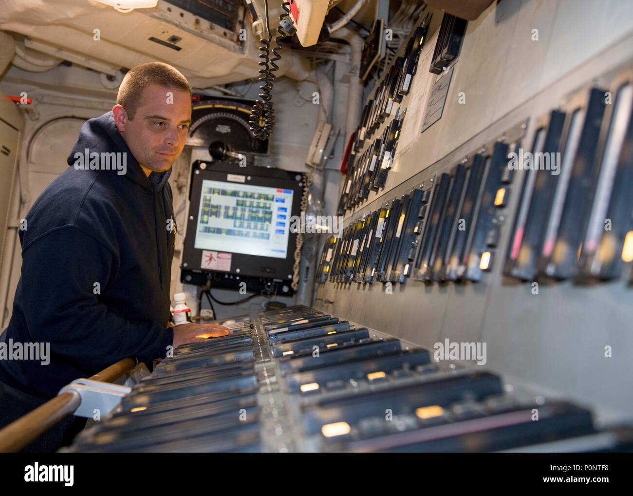 180606-N-PC620-0070 BALTIC SEA (June 6, 2018) Machinery Repairman 2nd ...