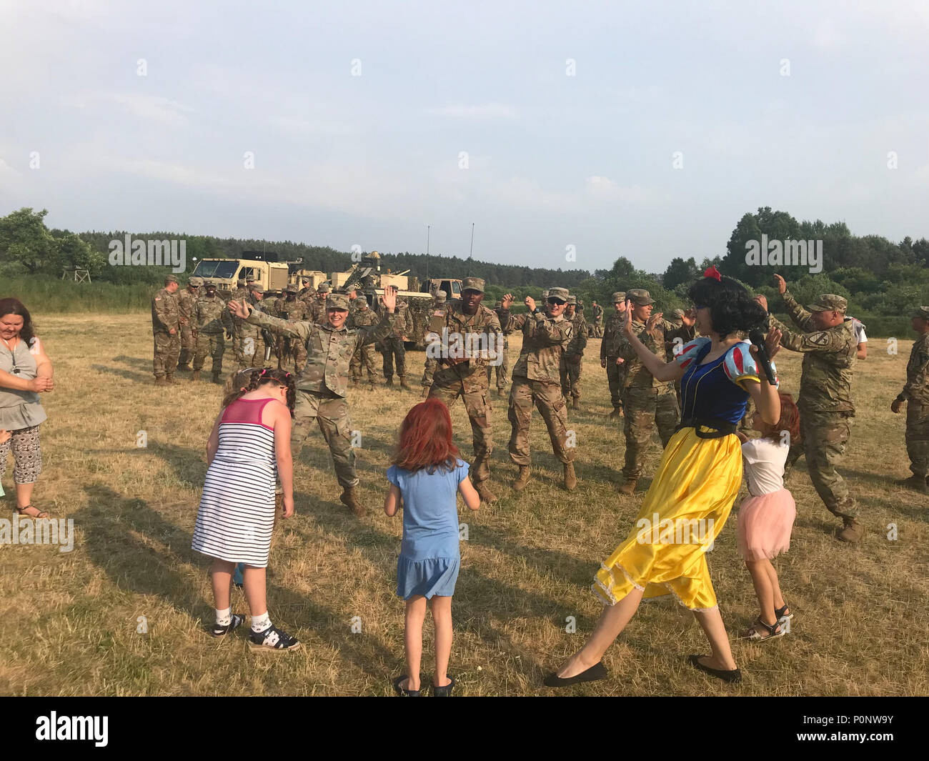 Soldiers of the 2nd Battalion, 8th Cavalry Regiment (2-8 CAV), 1st ...