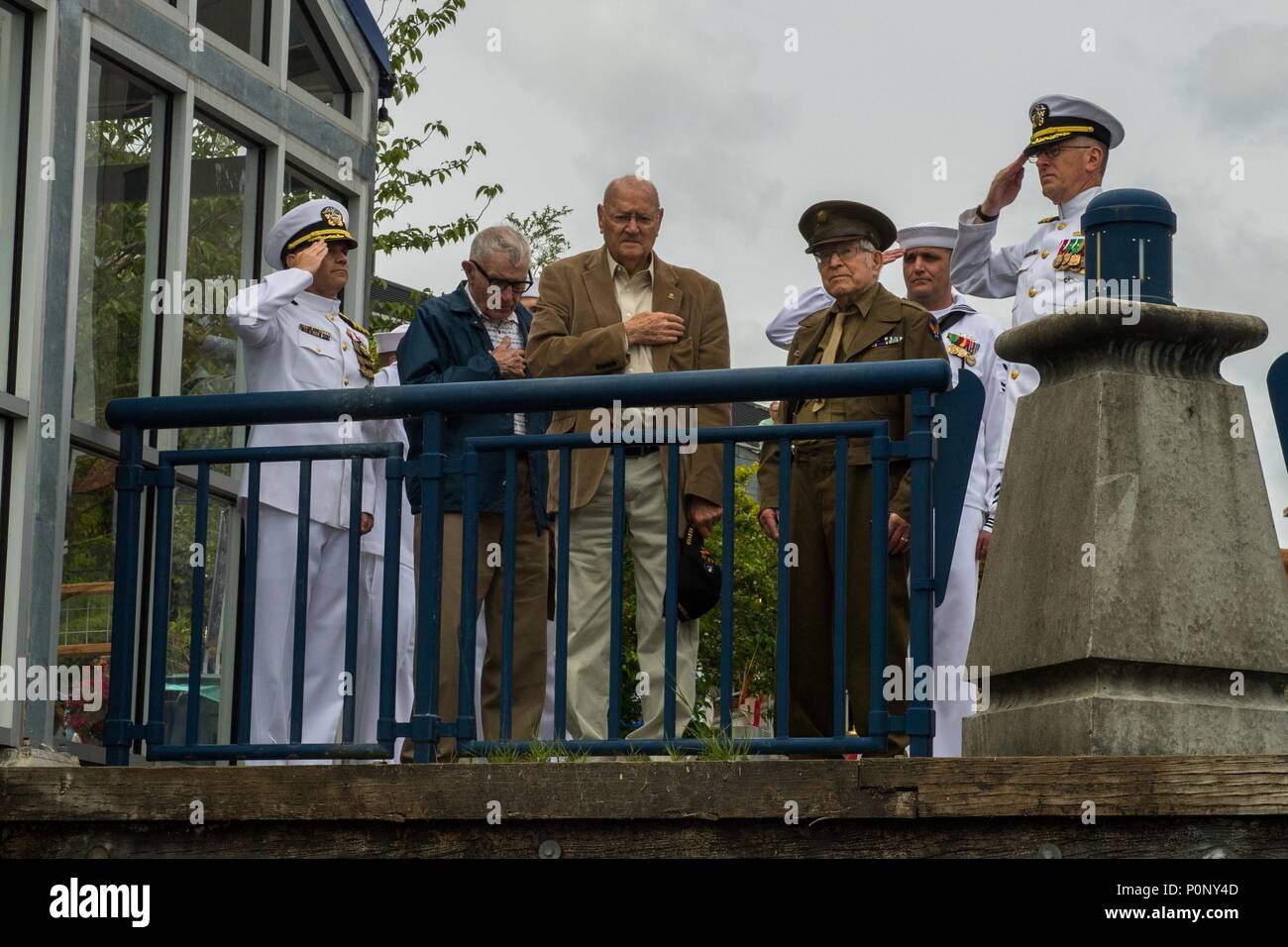180607-N-SH284-0219 BREMERTON, Wash. (June 7, 2018) Capt. David Kurtz ...