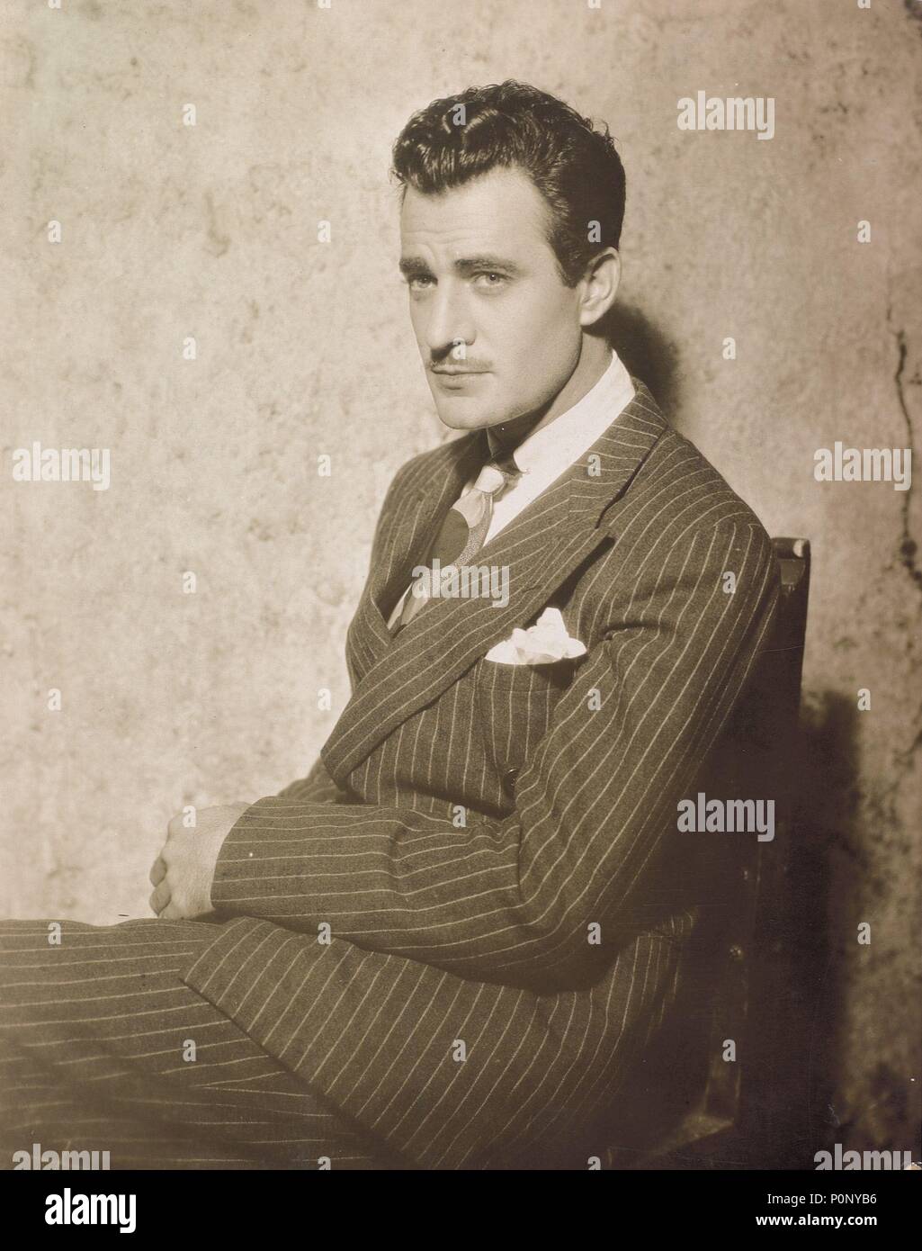 Gilbert roland hi-res stock photography and images - Alamy