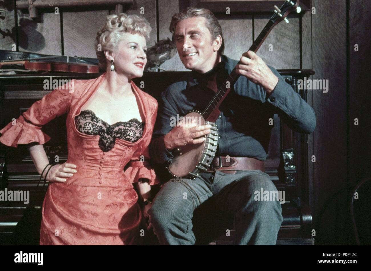 Original Film Title: MAN WITHOUT A STAR. English Title: MAN WITHOUT A STAR. Film Director: KING ...