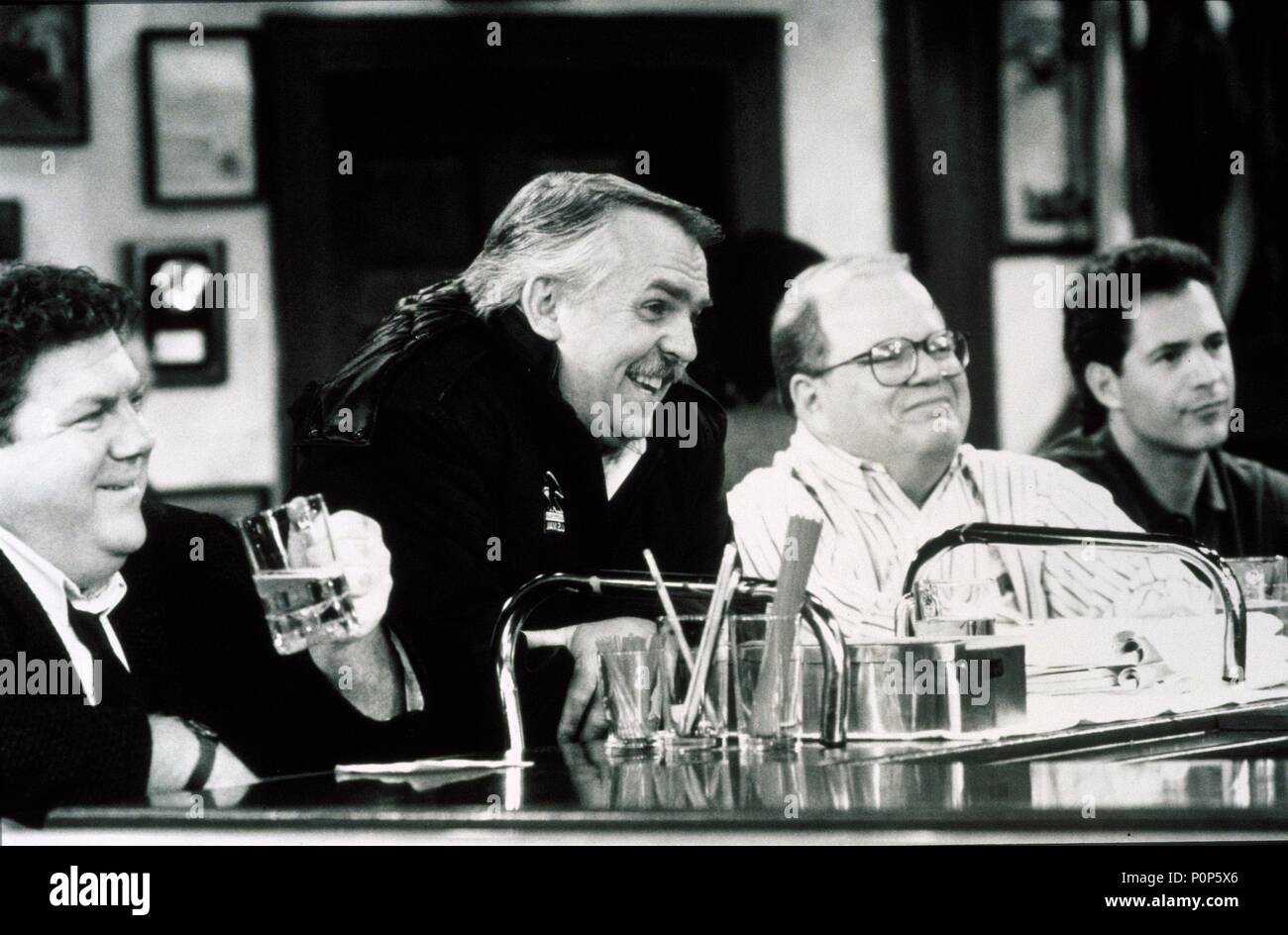 Cheers tv series hi-res stock photography and images - Alamy