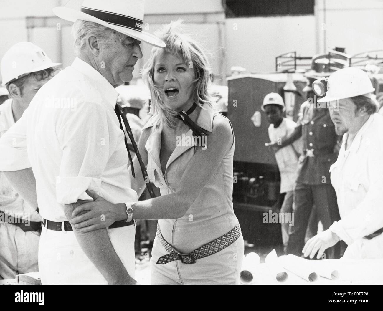 Gold 1974 susannah york hi-res stock photography and images - Alamy