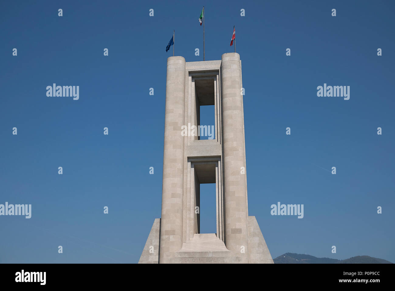 Lago como monumento hi-res stock photography and images - Alamy