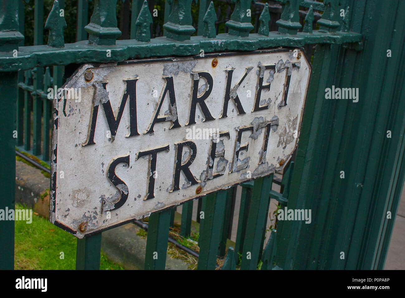 Street signs close to Edinburgh Castle-Edinburgh, Scotland Stock Photo ...