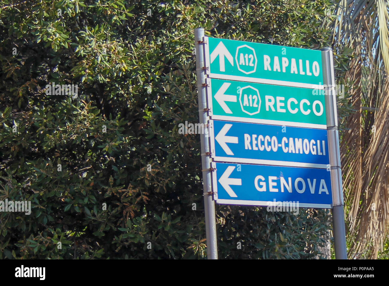 Italy street sign hi-res stock photography and images - Alamy