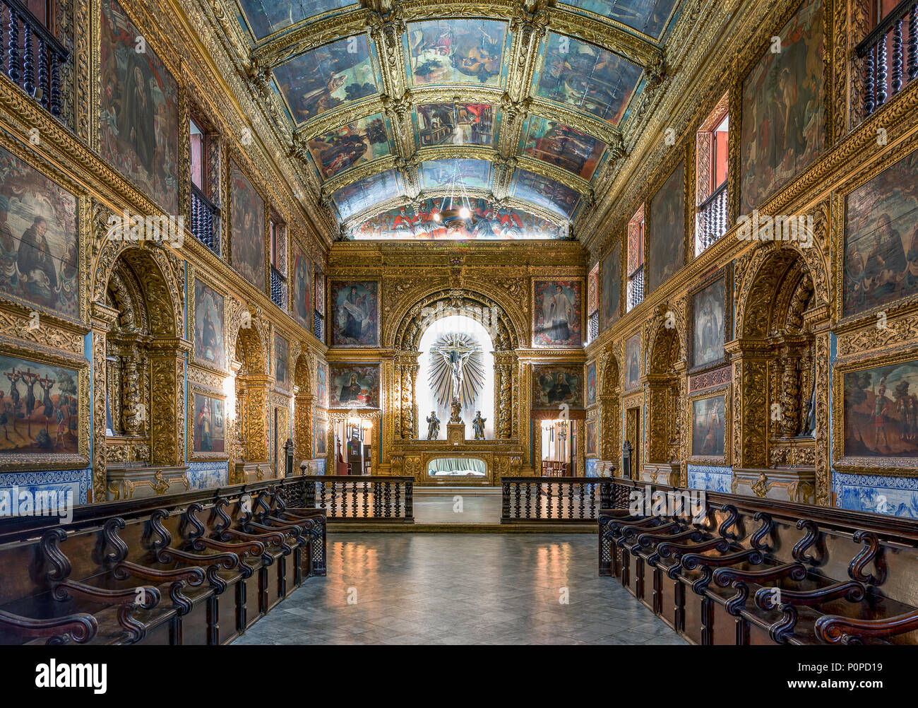 Golden chapel hi-res stock photography and images - Alamy