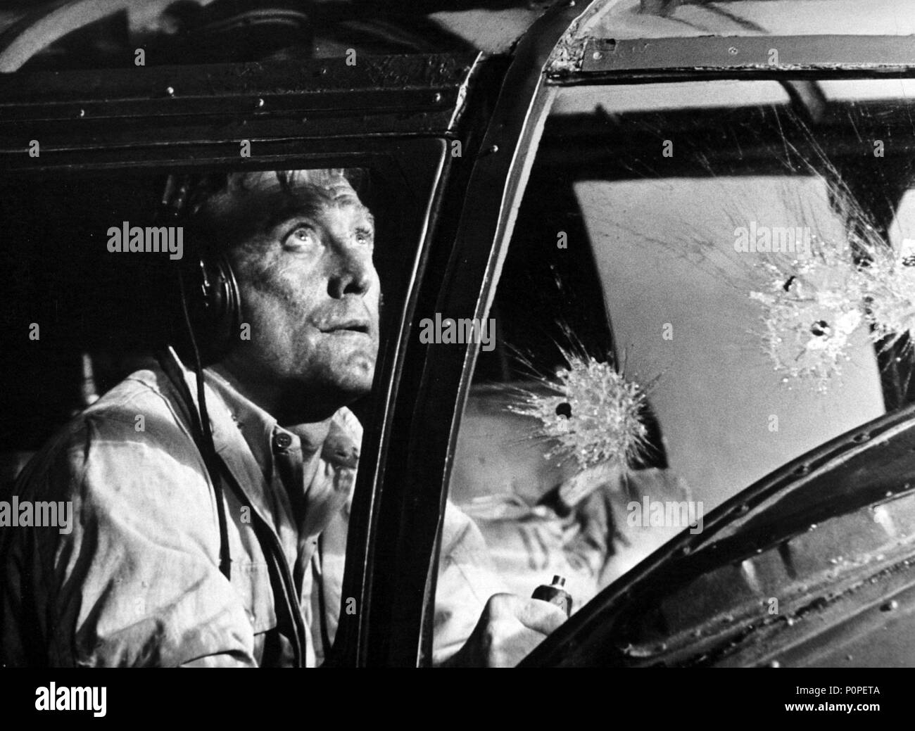 Airplane film still Black and White Stock Photos & Images - Alamy