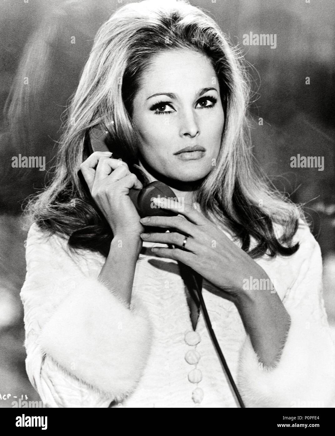 Original Film Title: LE DOLCI SIGNORE. English Title: ANYONE CAN PLAY ...