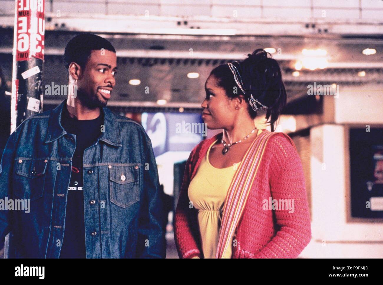Down to earth 2001 regina king hi-res stock photography and images - Alamy