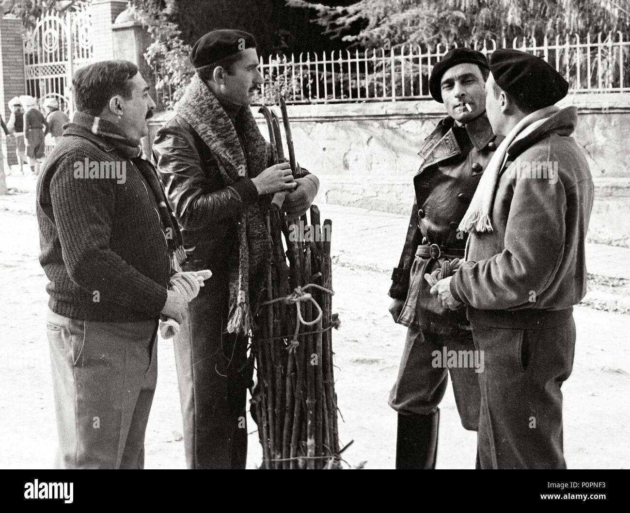 Original Film Title: LAS LARGAS VACACIONES DEL 36. English Title: LONG ...