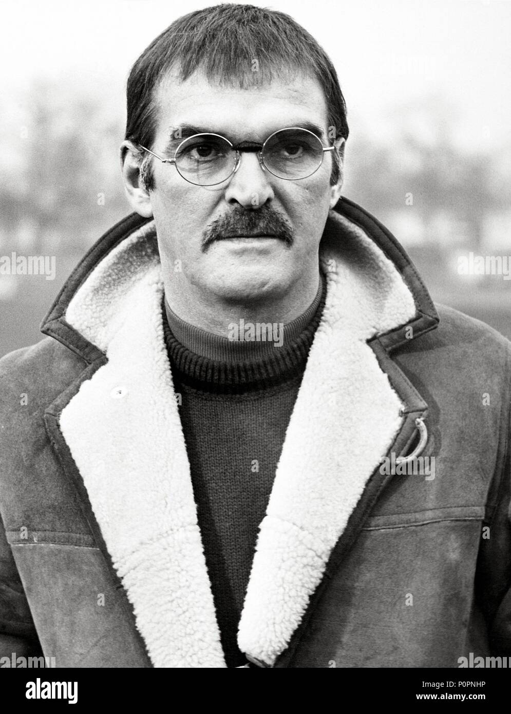 1970 the games, michael winner hi-res stock photography and images - Alamy