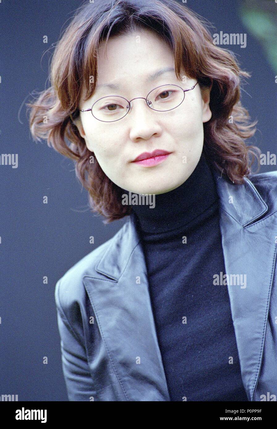 Soo yeon lee hi-res stock photography and images - Alamy