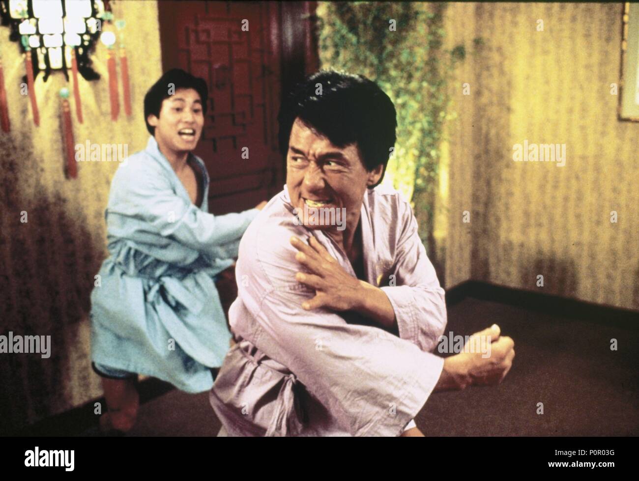 Rush hour 2 2001 jackie chan hi-res stock photography and images - Alamy