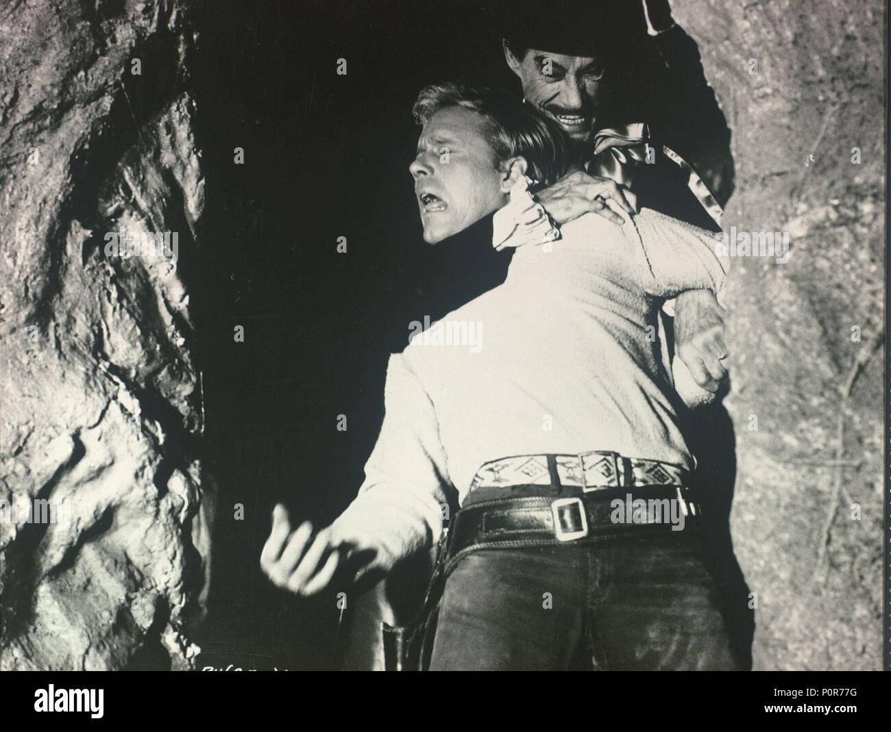 Billy the kid versus dracula hi-res stock photography and images - Alamy