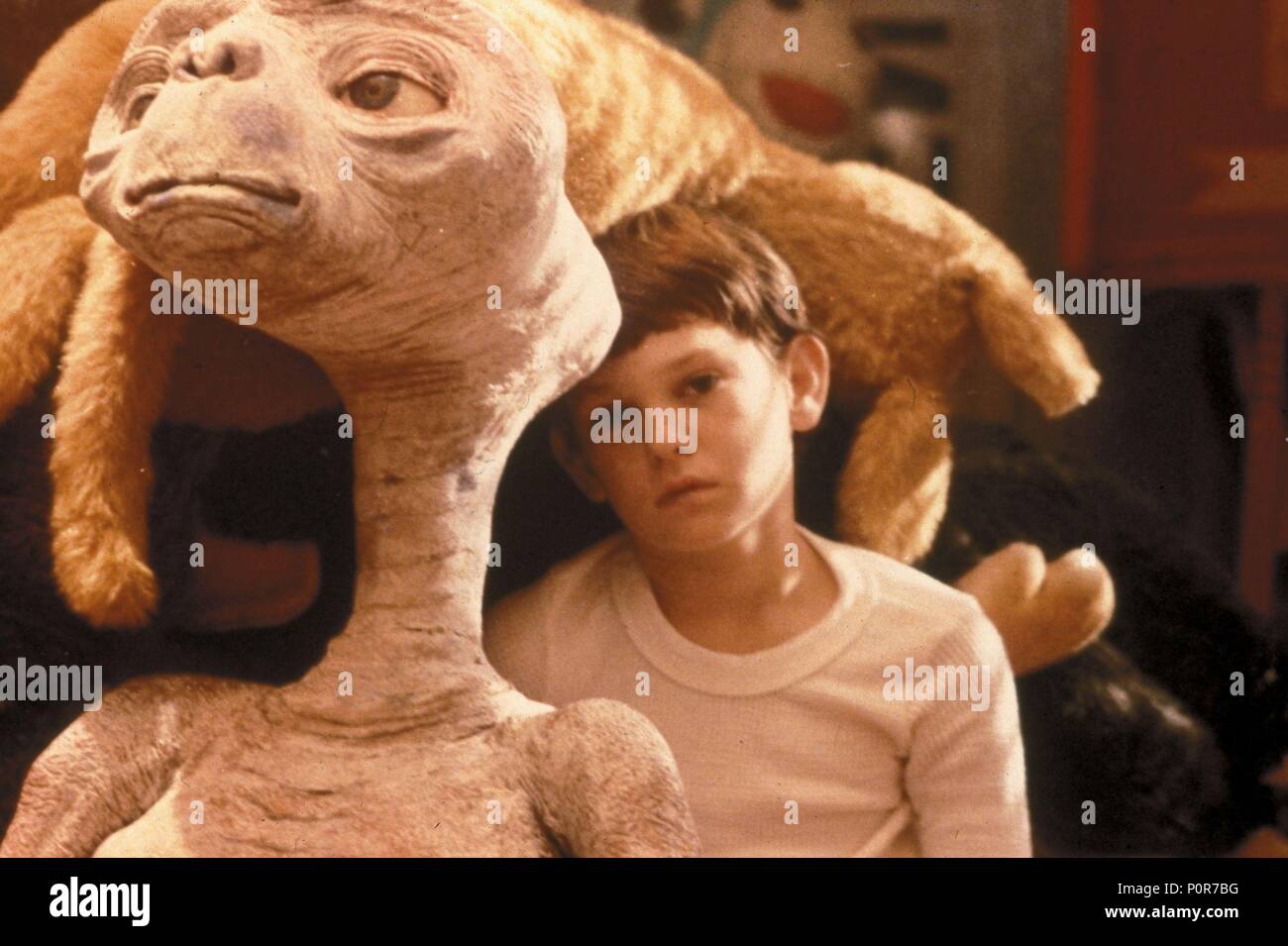 Original Film Title: E. T. THE EXTRA-TERRESTRIAL. English Title: E. T ...
