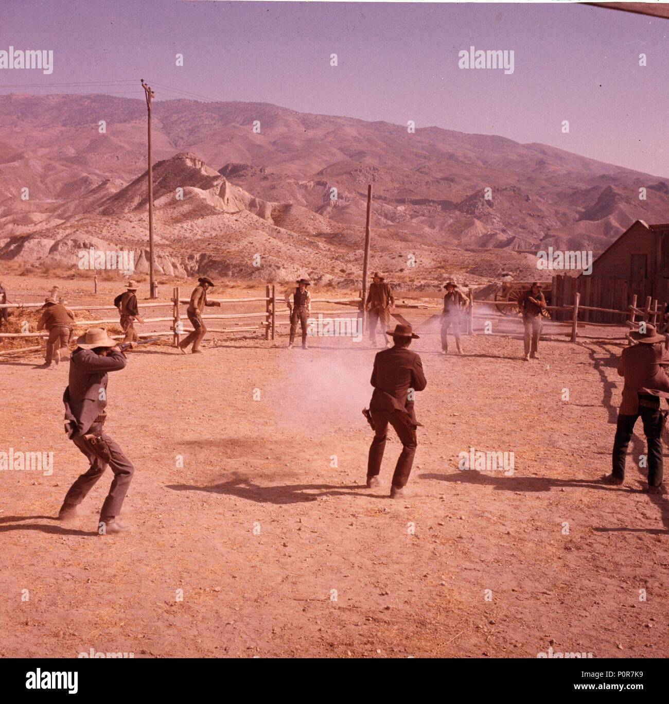 Duel film, 1971 hi-res stock photography and images - Alamy