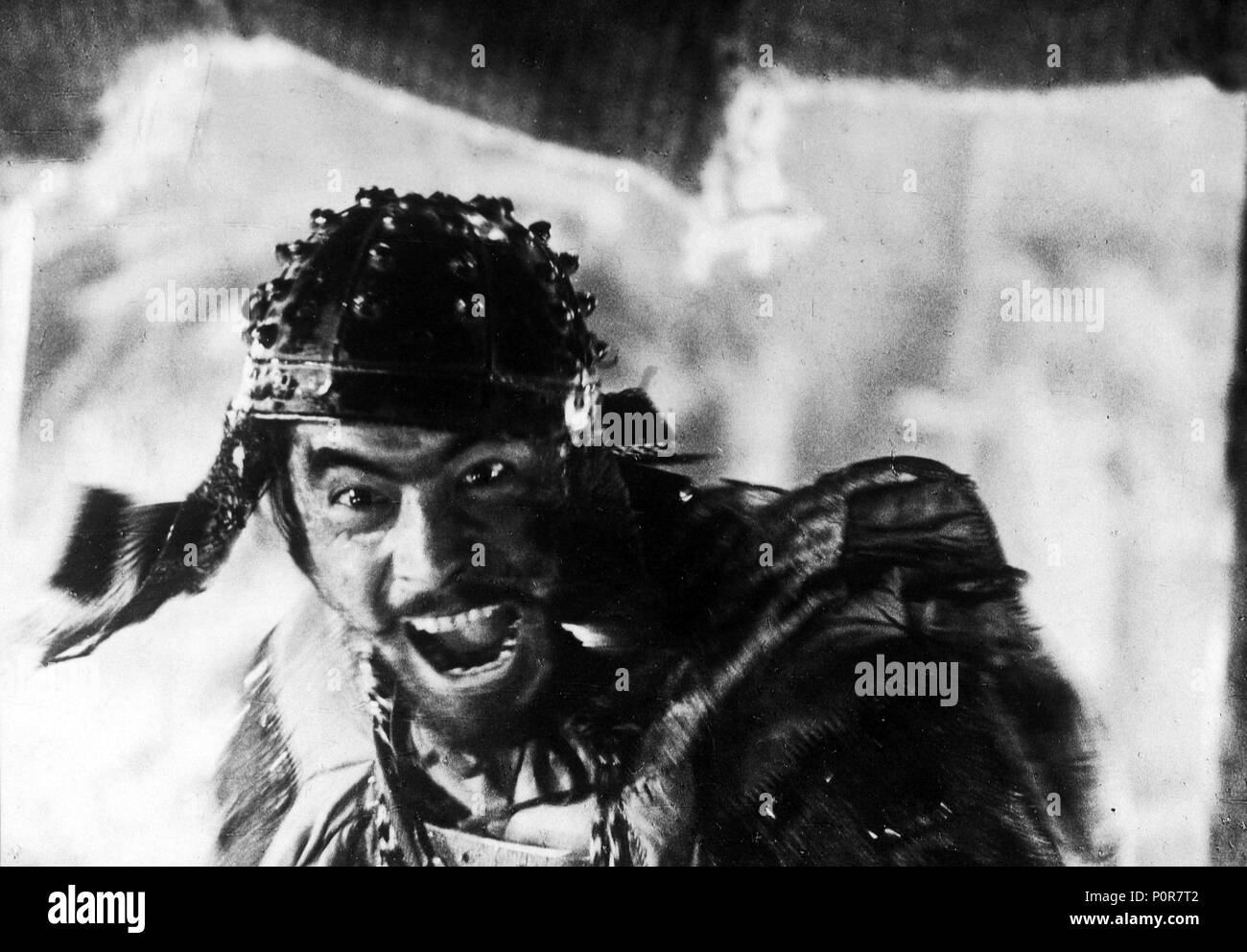 Seven samurai 1954 toshiro hi-res stock photography and images - Alamy