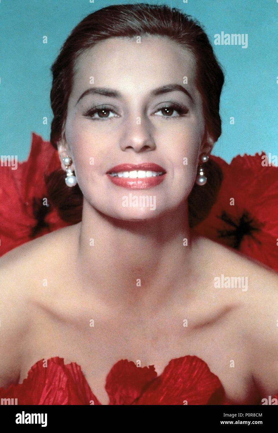 Cyd Charisse's Instagram, Twitter & Facebook on IDCrawl