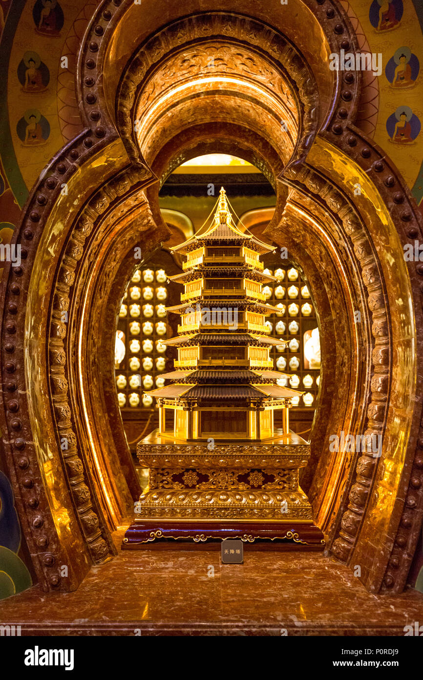 The usnisa palace hi-res stock photography and images - Alamy