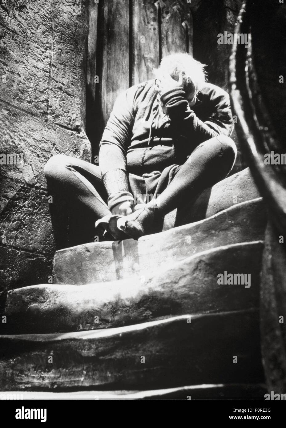 Original Film Title: THE HUNCHBACK OF NOTRE DAME. English Title: THE ...