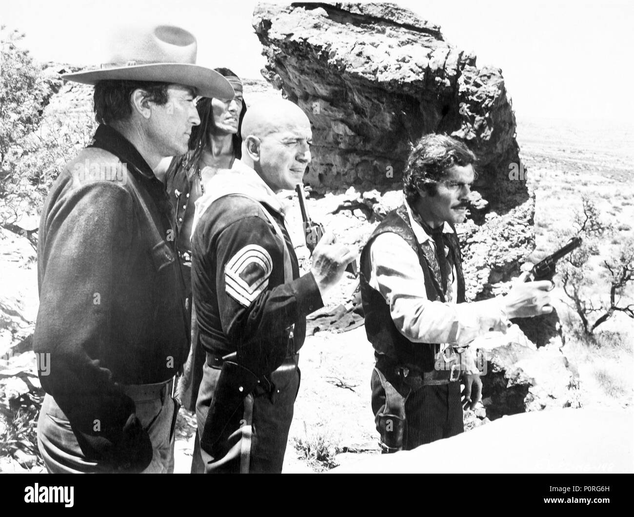 Mackennas gold omar sharif hi-res stock photography and images - Alamy