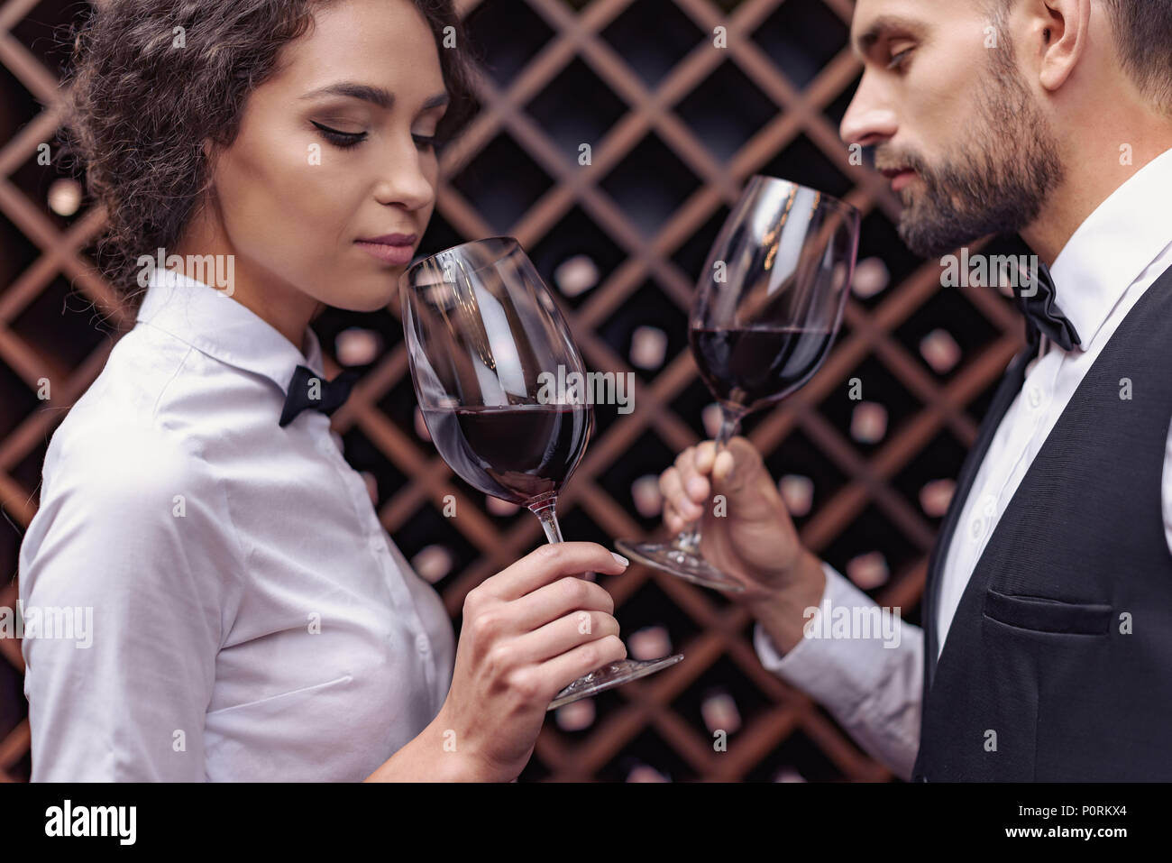Female wine sommeliers hi-res stock photography and images - Alamy