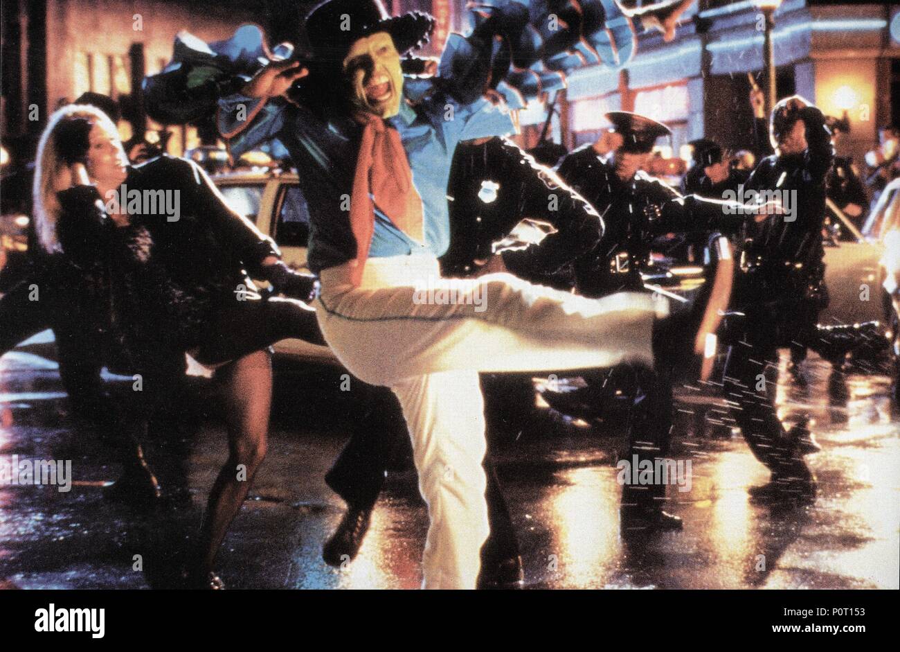 The mask jim carrey hi-res stock photography and images - Alamy