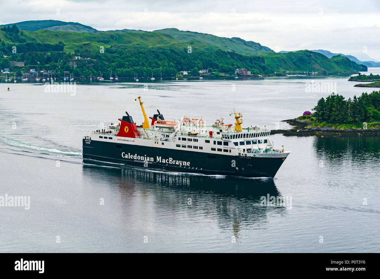 Caledonian MacBrayne car and passenger ferry M/S Isle of Lewis leaving ...