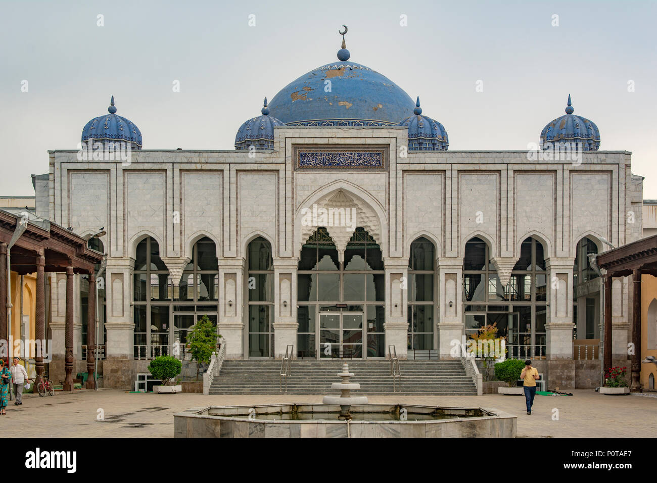 Sheikh Muslihiddin Mosque, Khujand, Tajikistan Stock Photo - Alamy