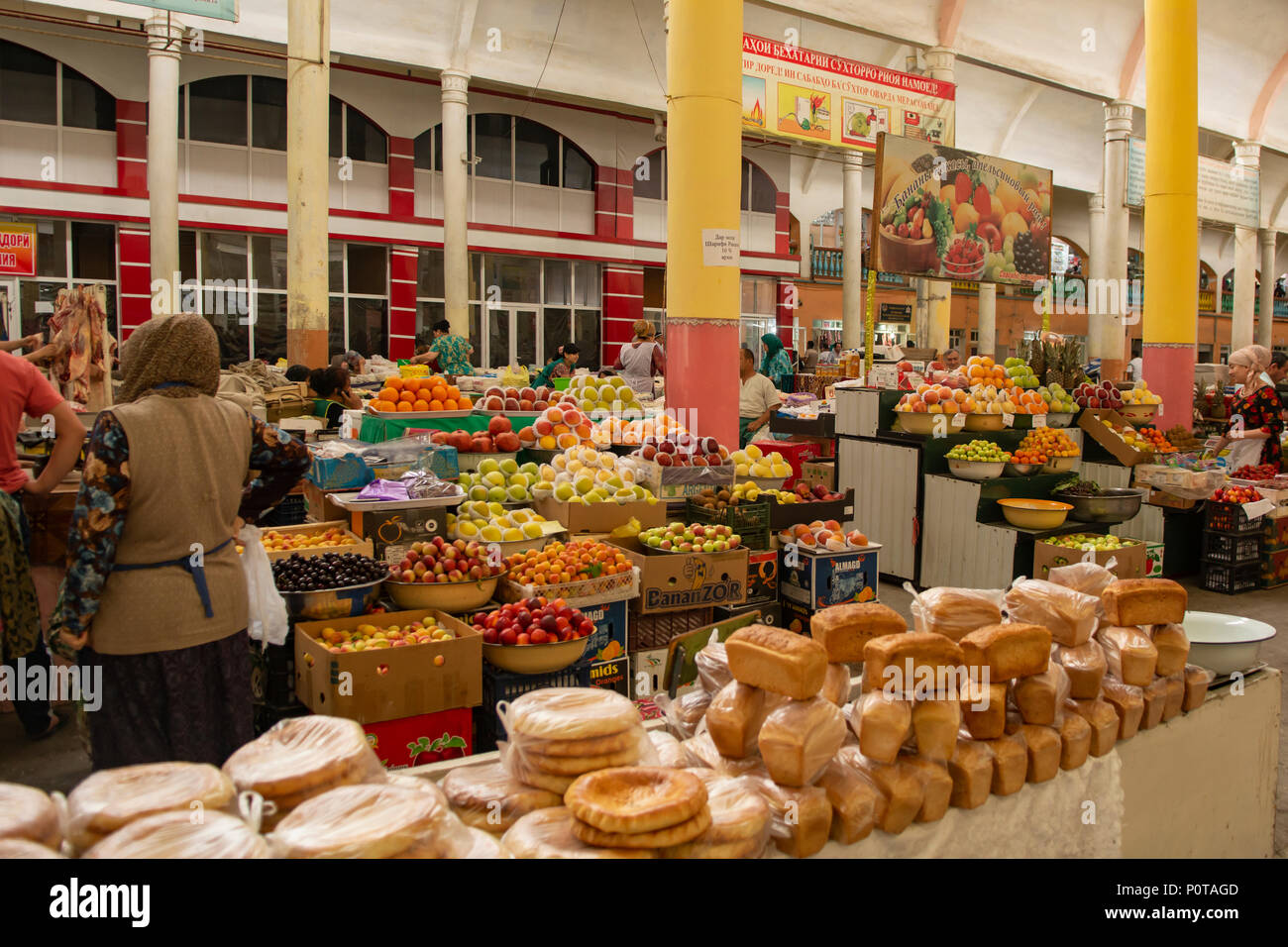 Inside Panjshanbe Bazaar, Khujand, Tajikistan Stock Photo - Alamy