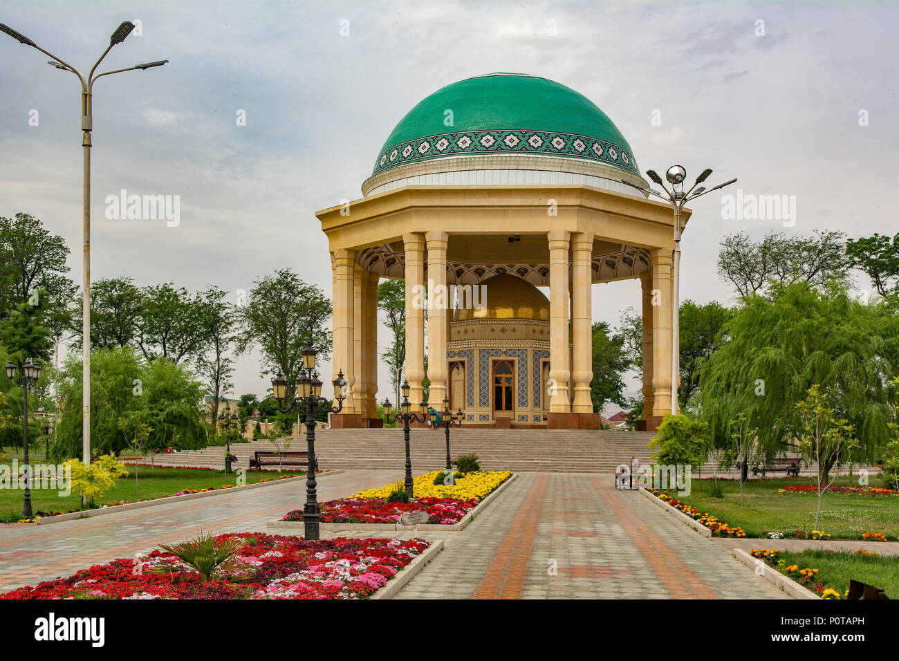 Kamoli khujand mausoleum hi-res stock photography and images - Alamy