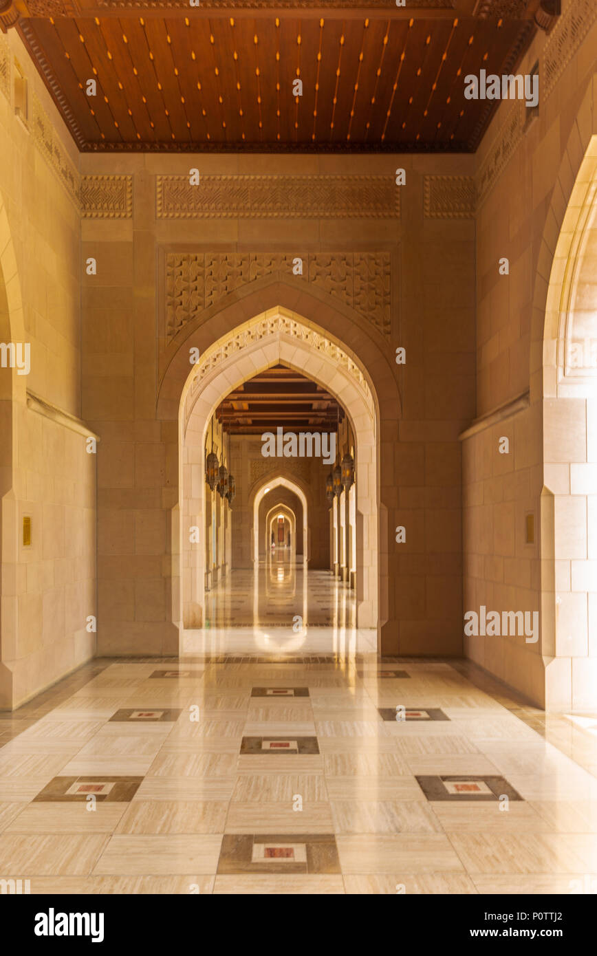 Muscat oman grand mosque gardens hi-res stock photography and images ...