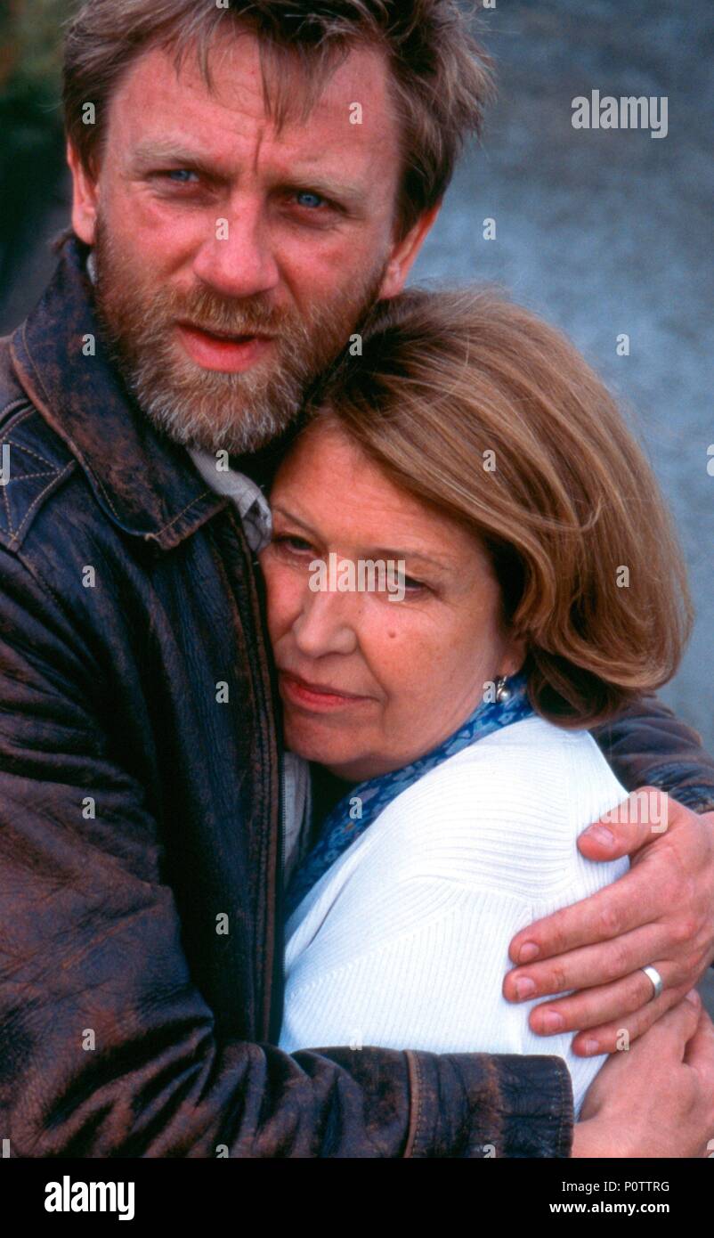 Anne reid hi-res stock photography and images - Alamy