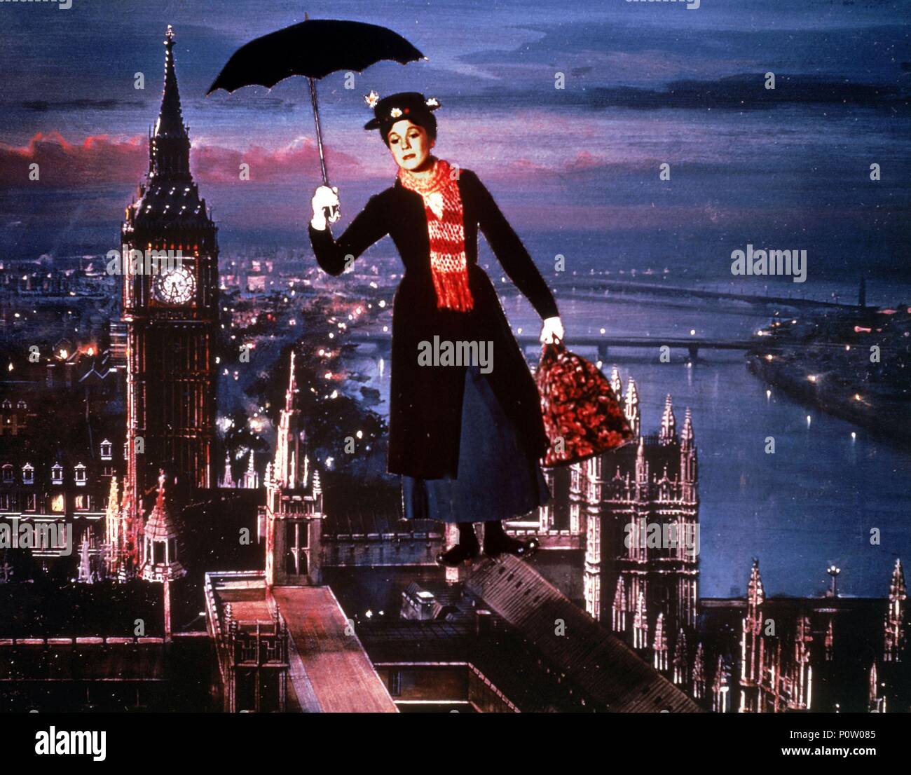 Mary poppins 1964 hi-res stock photography and images - Alamy
