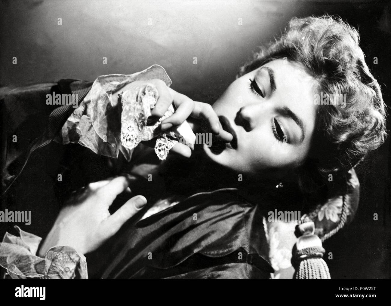 Original Film Title: GASLIGHT. English Title: GASLIGHT. Film Director ...