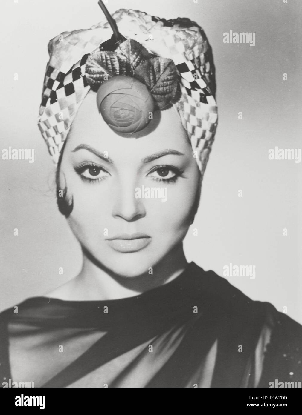 Stars: SARA MONTIEL Stock Photo - Alamy