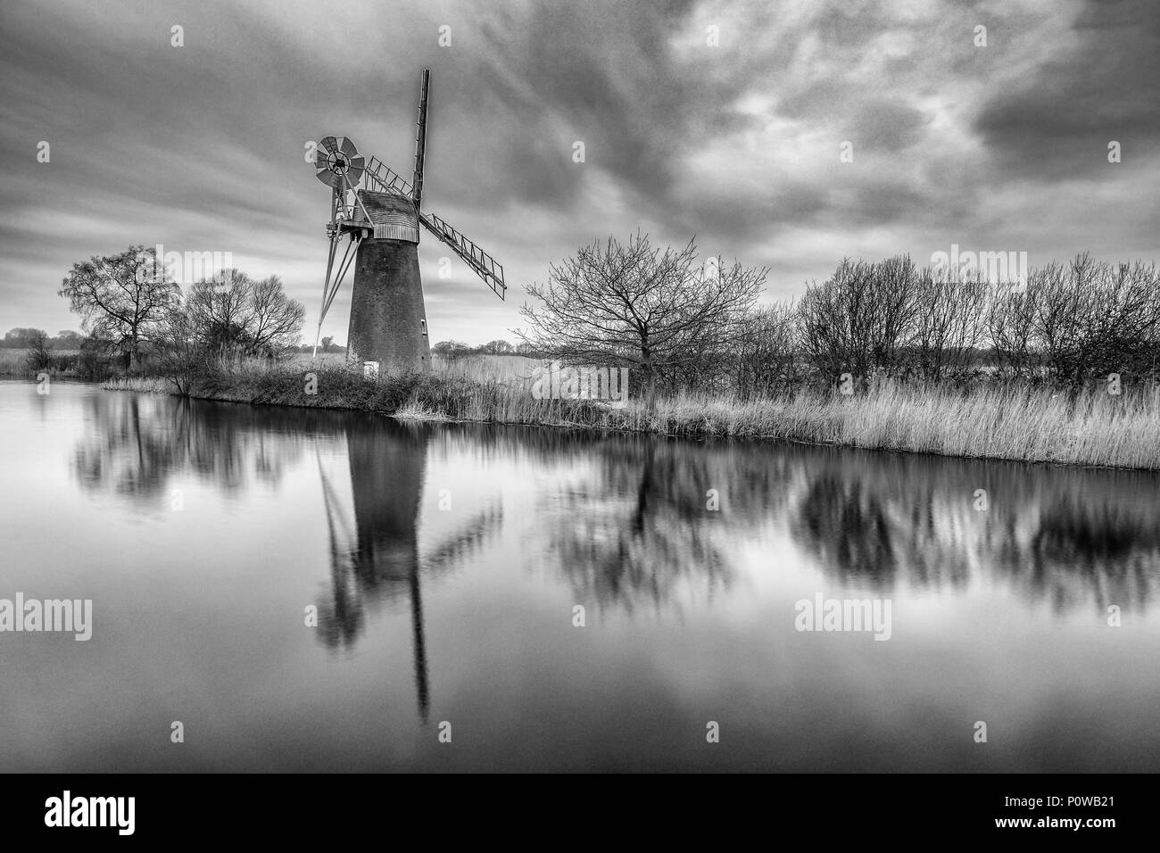 Turf fen windmill hi-res stock photography and images - Alamy