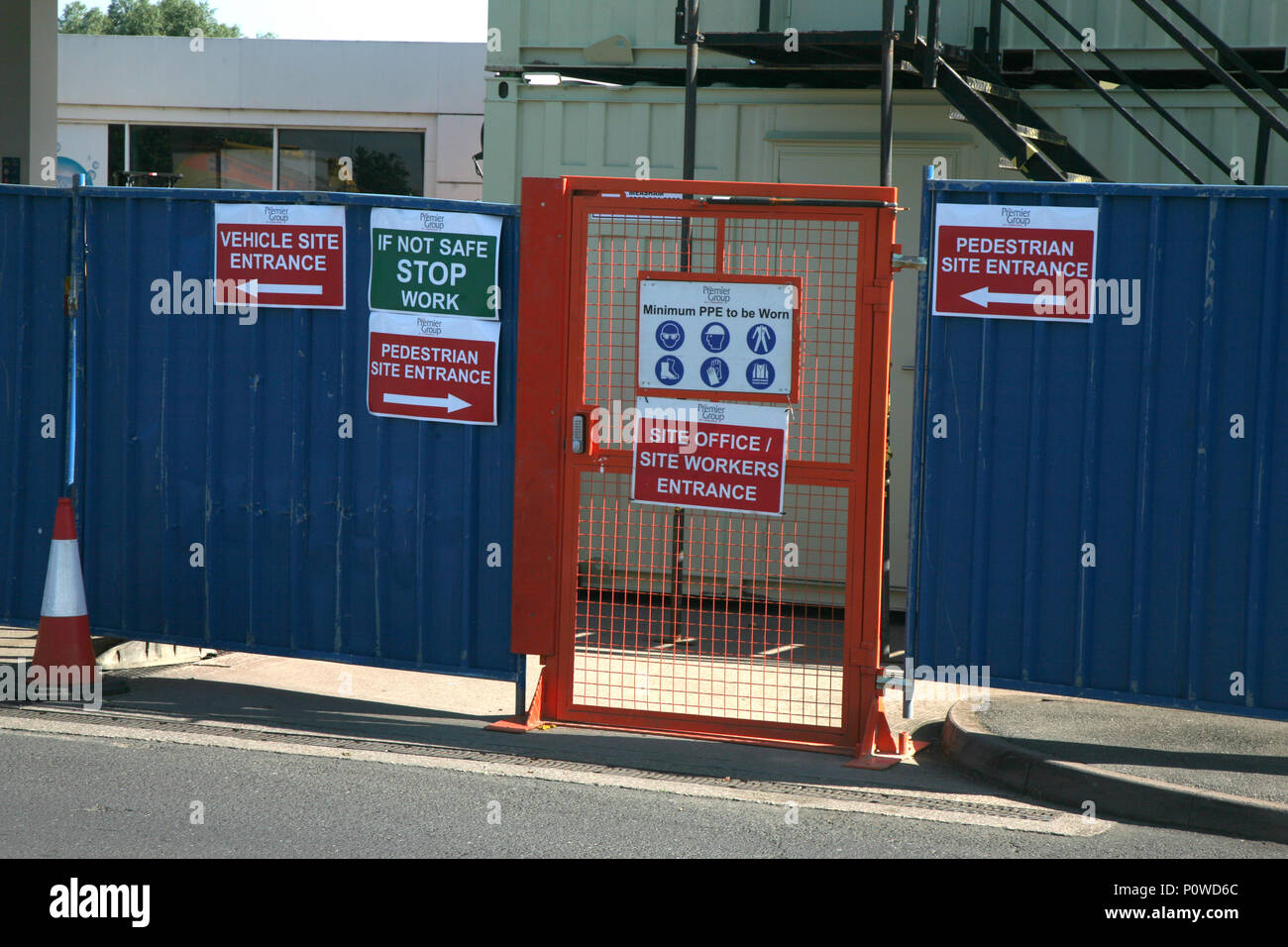 Tesco petrol station closed hi-res stock photography and images - Alamy