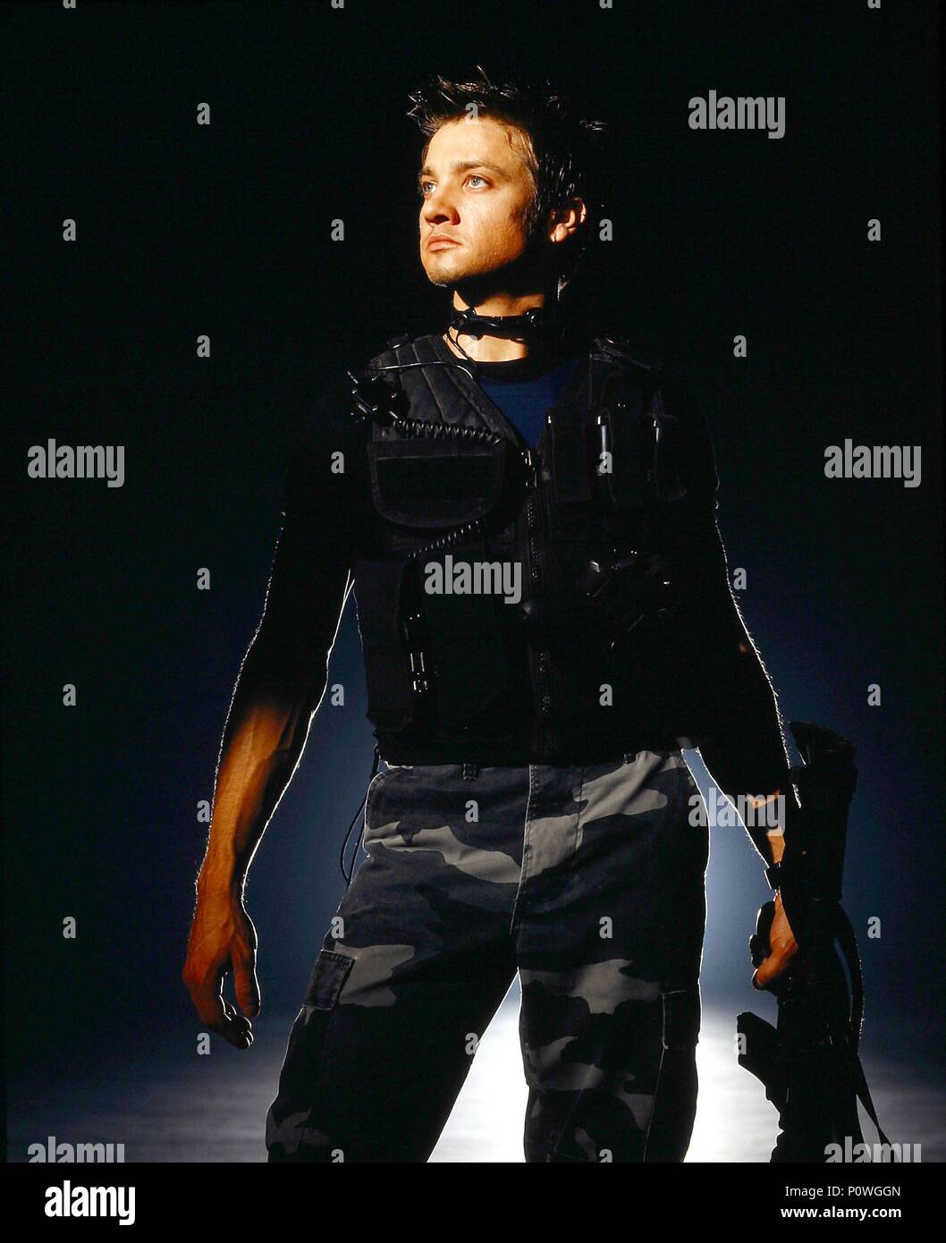 Jeremy renner film title s w a t hi-res stock photography and images ...
