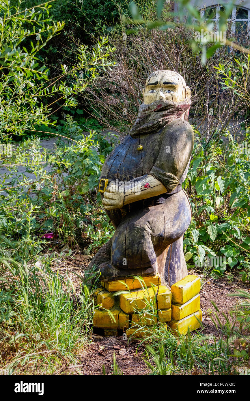 Yellow bricks hi-res stock photography and images - Alamy