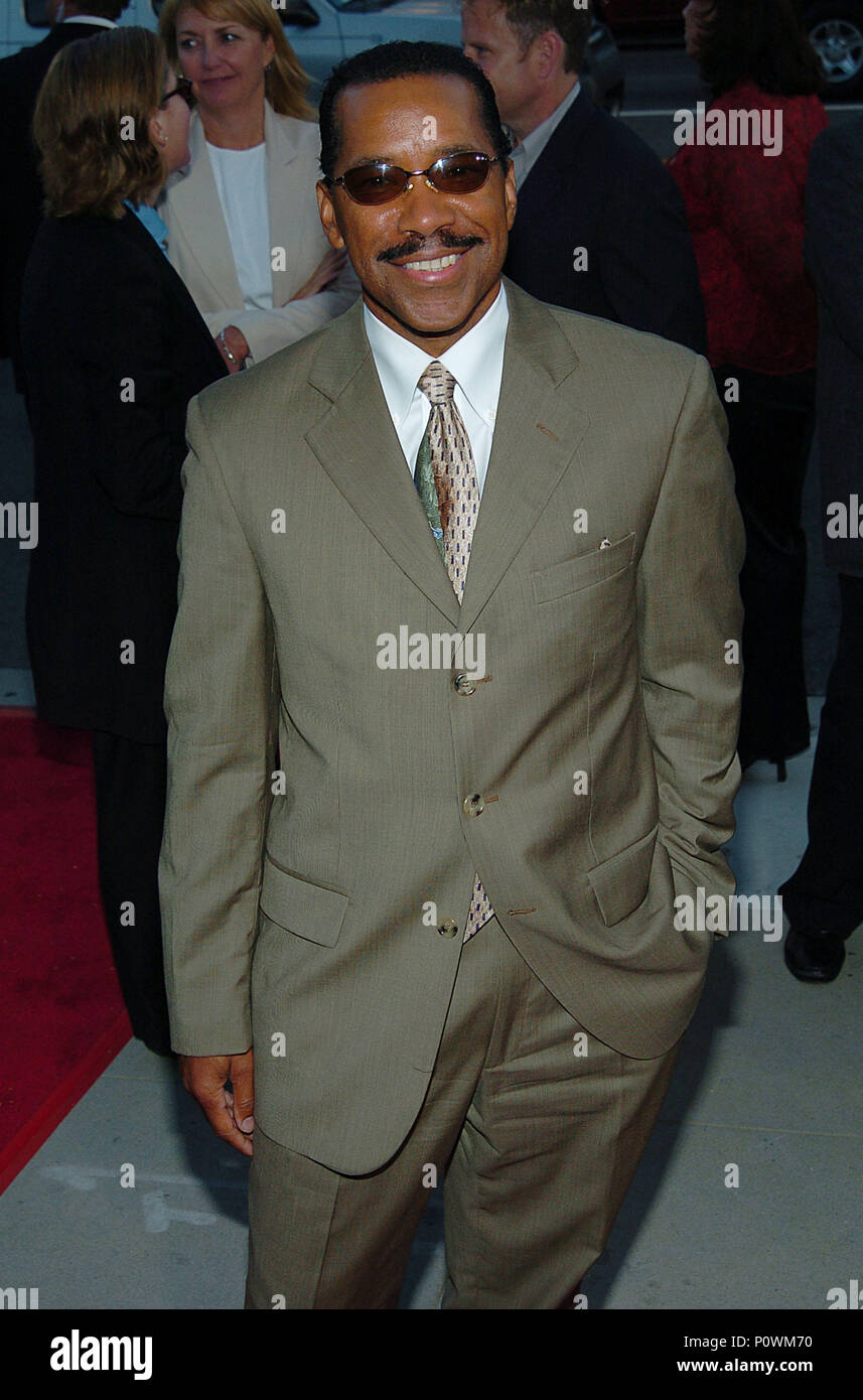 Obba BabatundŽ arriving at the Los Angeles Premiere of The Manchurian ...