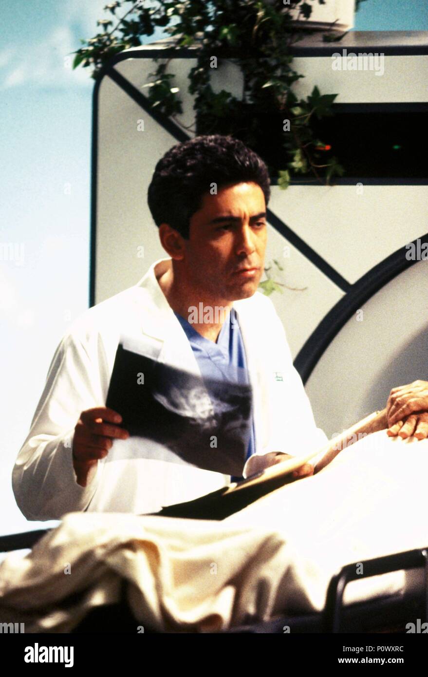 Adam arkin 1994 hi-res stock photography and images - Alamy