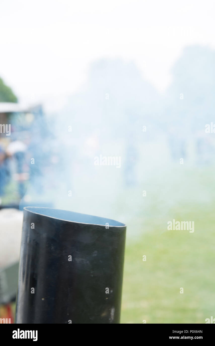 Smoke extraction hi-res stock photography and images - Alamy