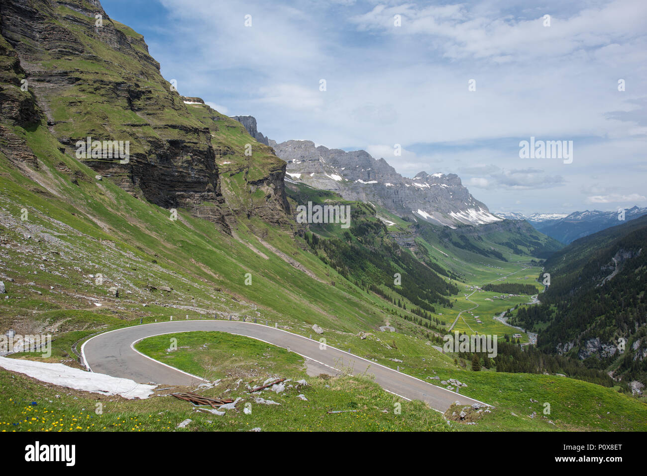 Klausenpass switzerland, mountain pass between altdorf to linthal Stock ...